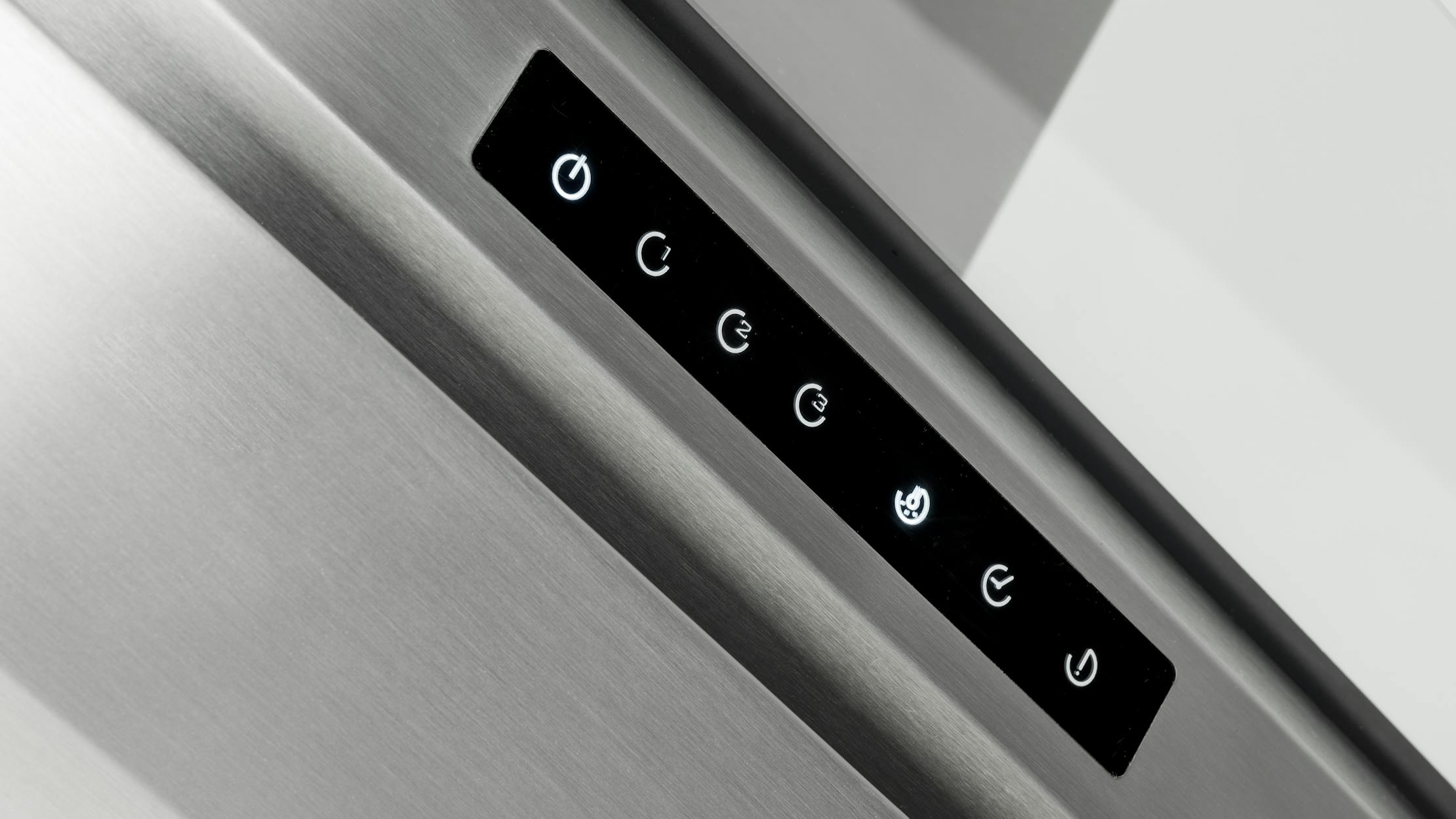 Cooker Hoods Explained – Ventilating Your Kitchen