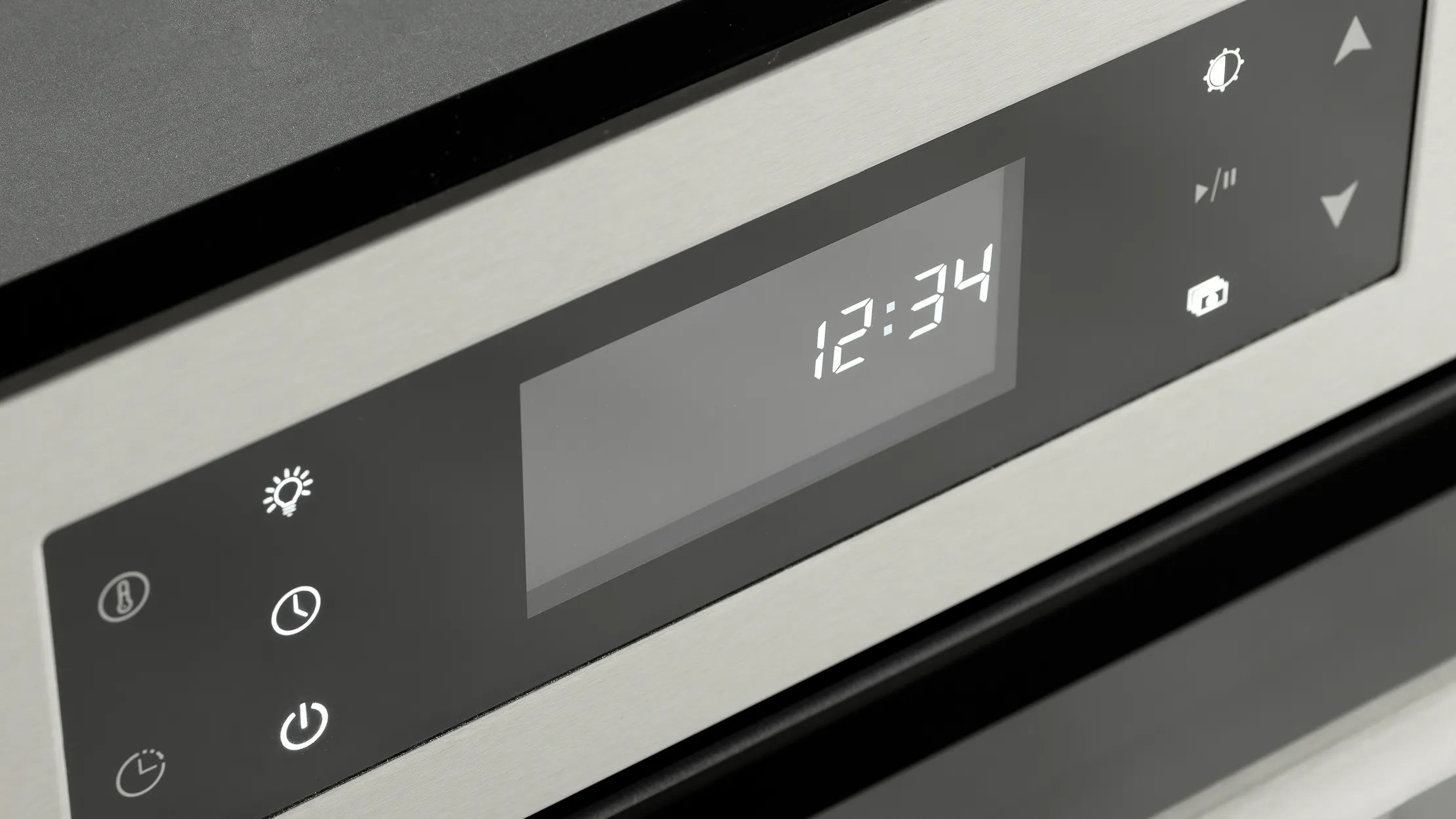 What is a Pyrolytic Oven & How Do They Work?